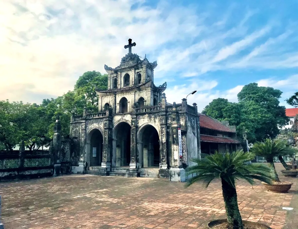 Explore Phat Diem Stone Cathedral